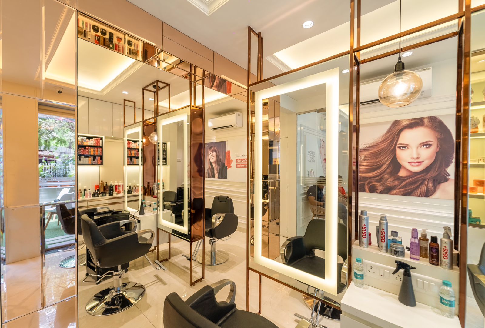 Experience Luxury and Elegance at Apple Salon: | Apple Unisex Salon